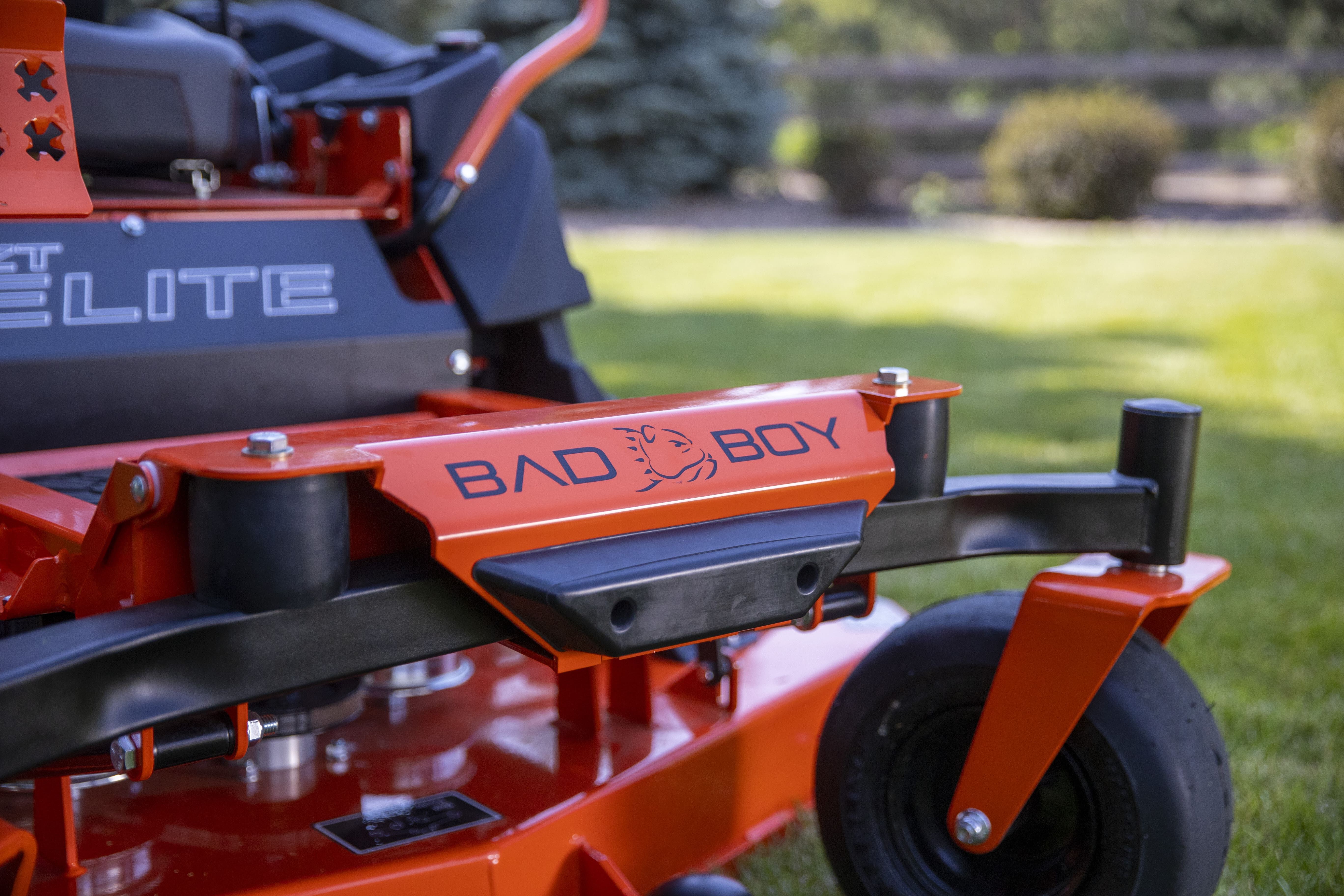 Bad Boy ZT Elite Zero Turn Lawn Mower with 60" Deck and 747cc Kohler Engine