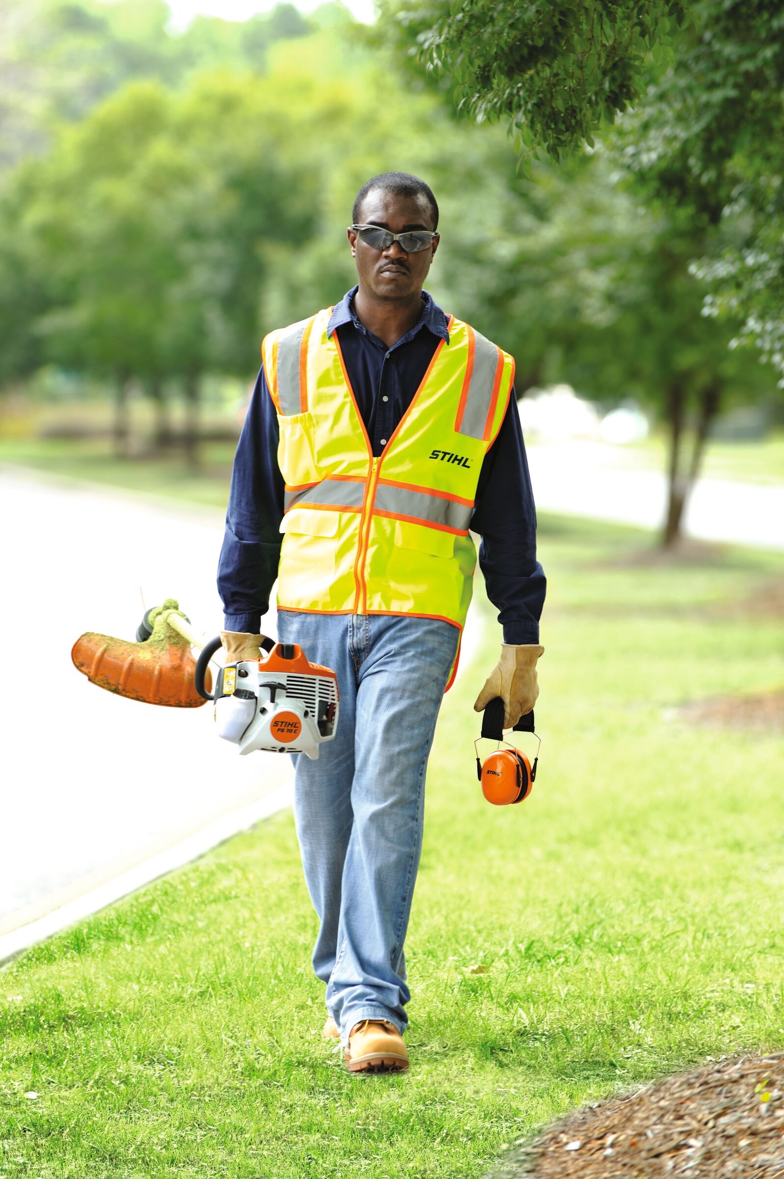 STIHL FS 70 R Professional Trimmer with Straight Shaft