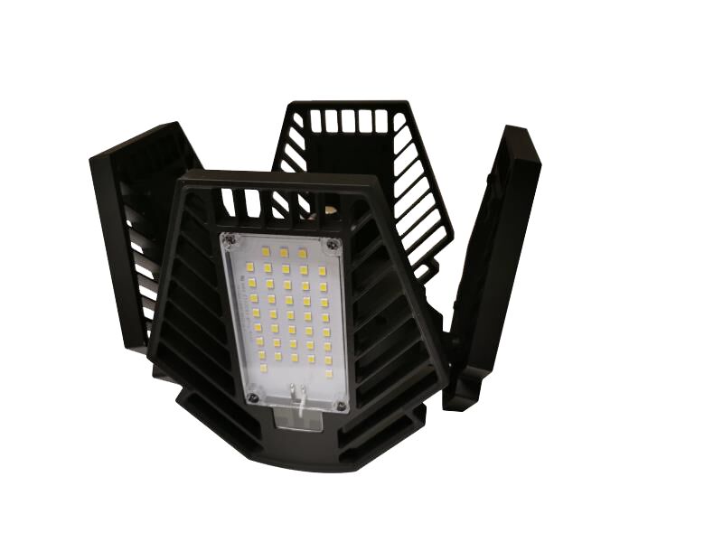 Pinegreen Lighting LED 4-Panel Folding Utility/Garage Light 12,000 Lumens