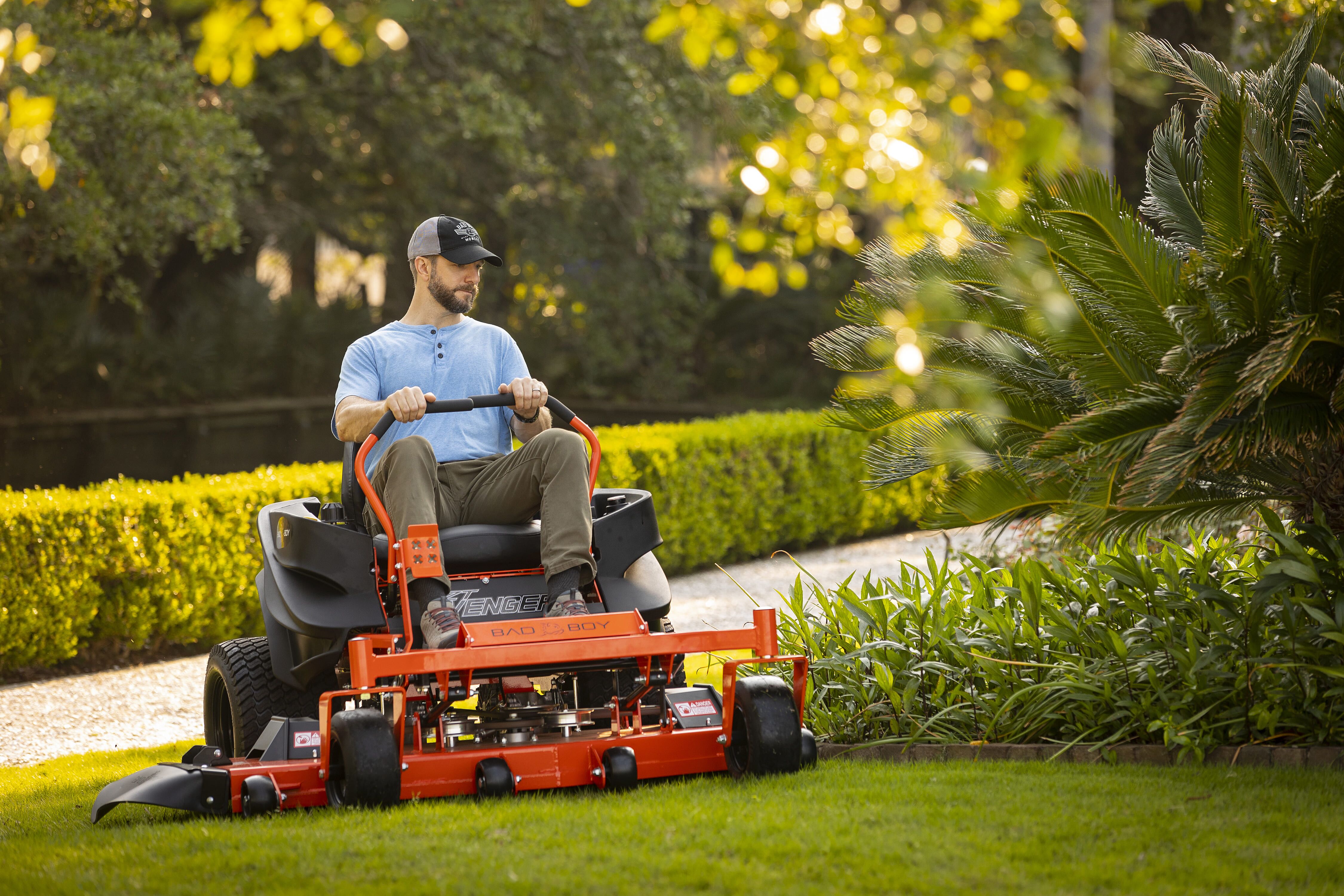 Bad Boy ZT Avenger Zero Turn Lawn Mower with 60" Deck and 725cc Kohler ...