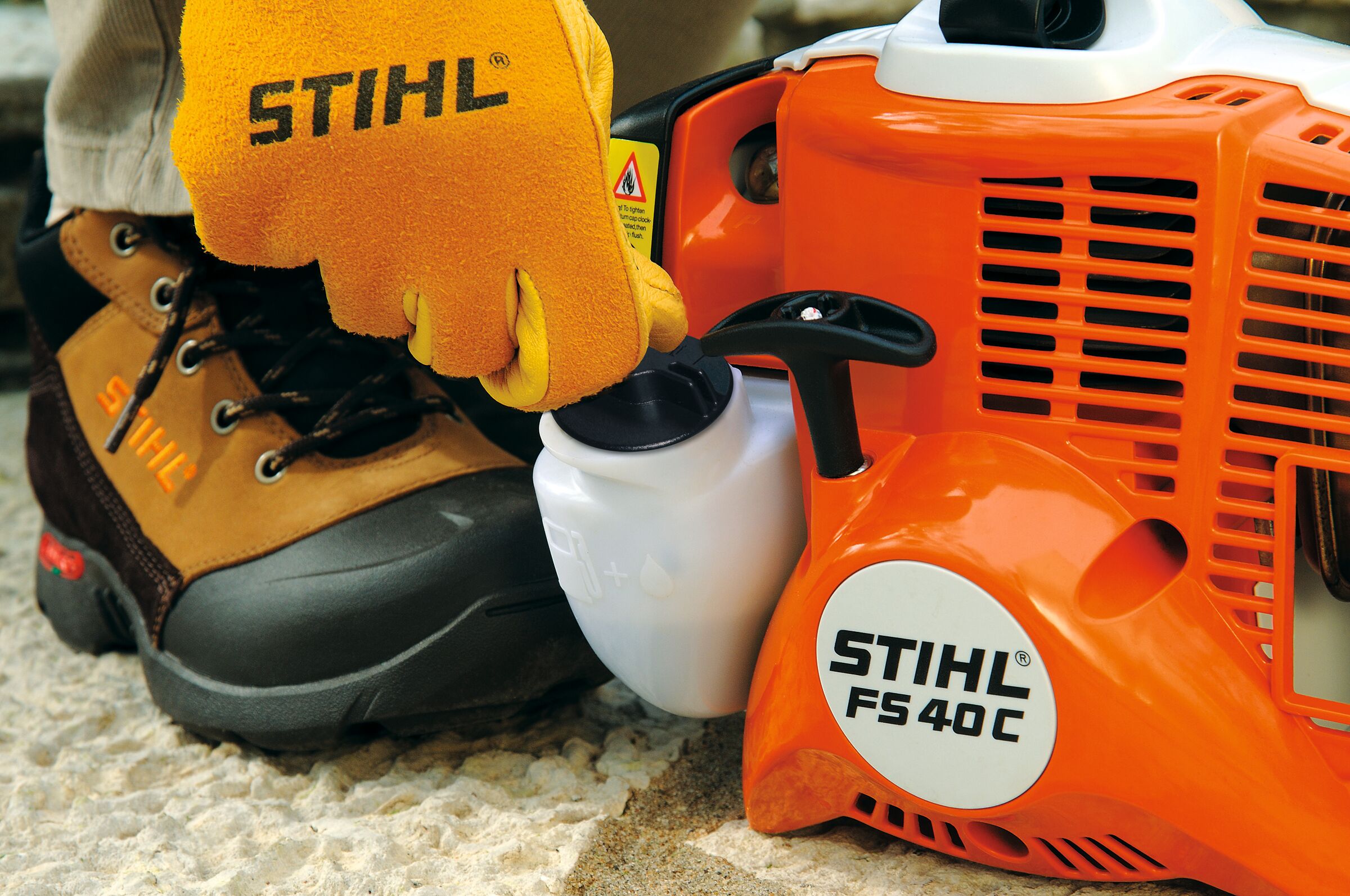STIHL FS 40 C-E Lightweight Trimmer with Curved Shaft