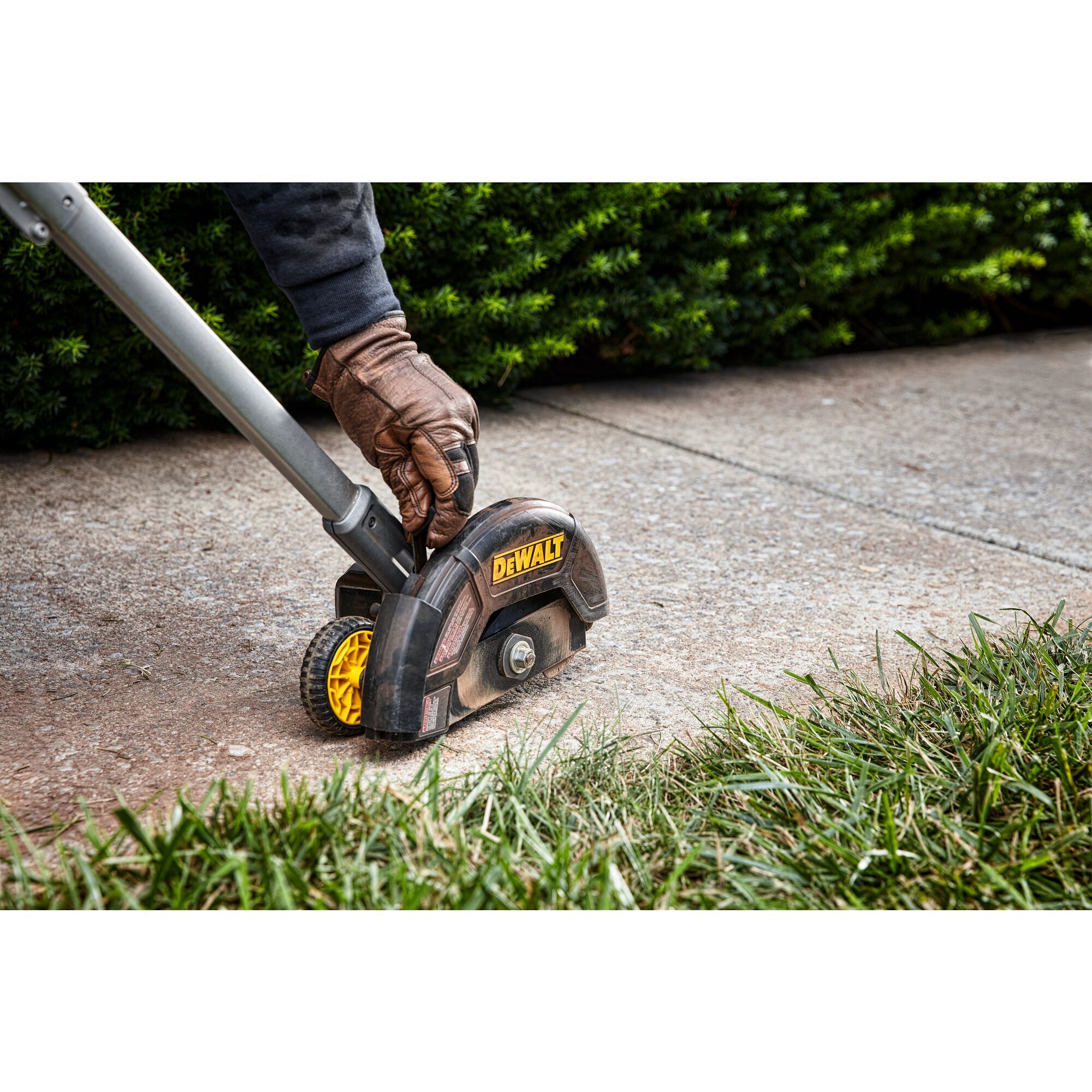Dewalt 20V MAX* Brushless Cordless Edger (Tool Only)