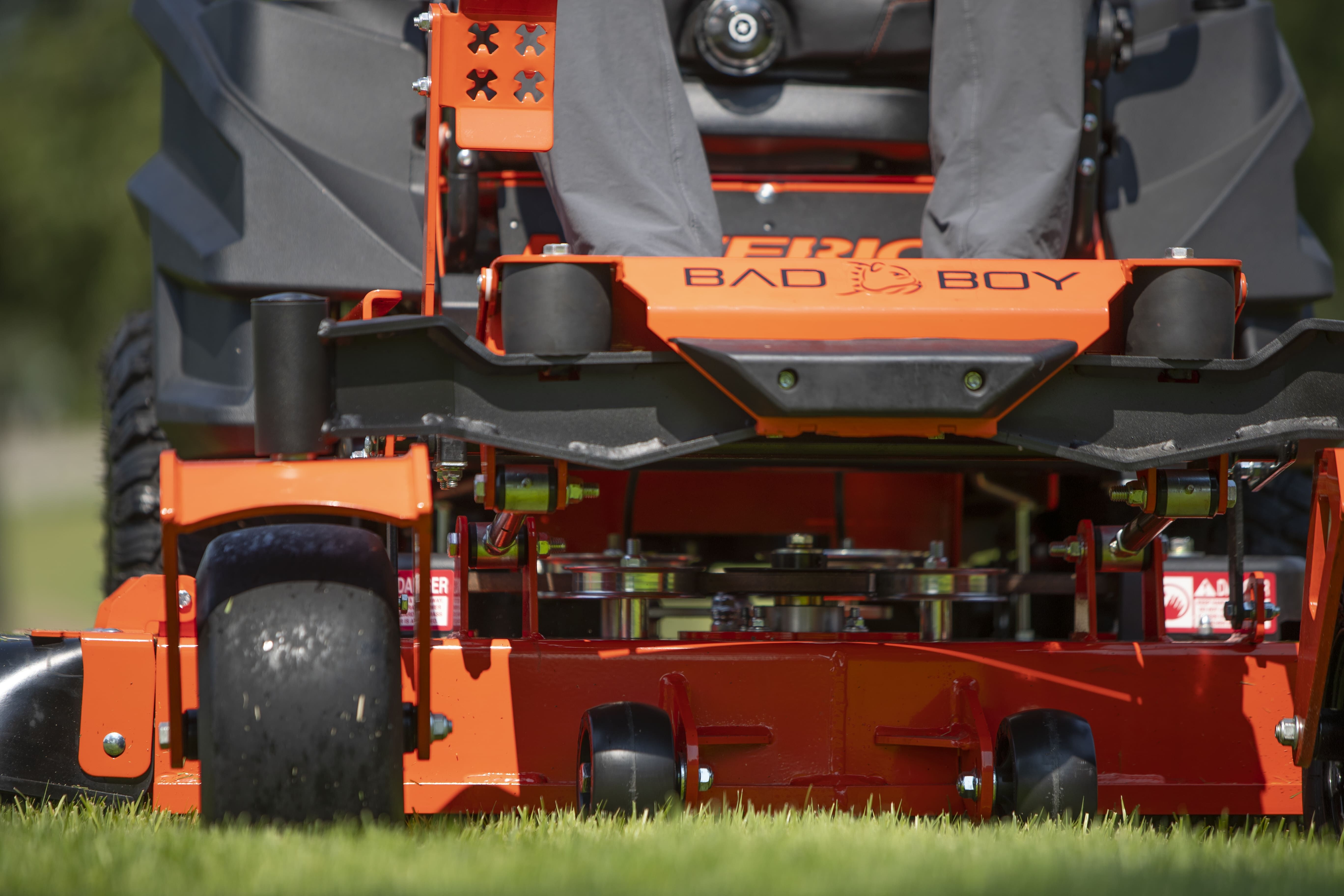 Bad Boy Maverick HD Commercial Zero Turn Lawn Mower with 60" Deck and ...