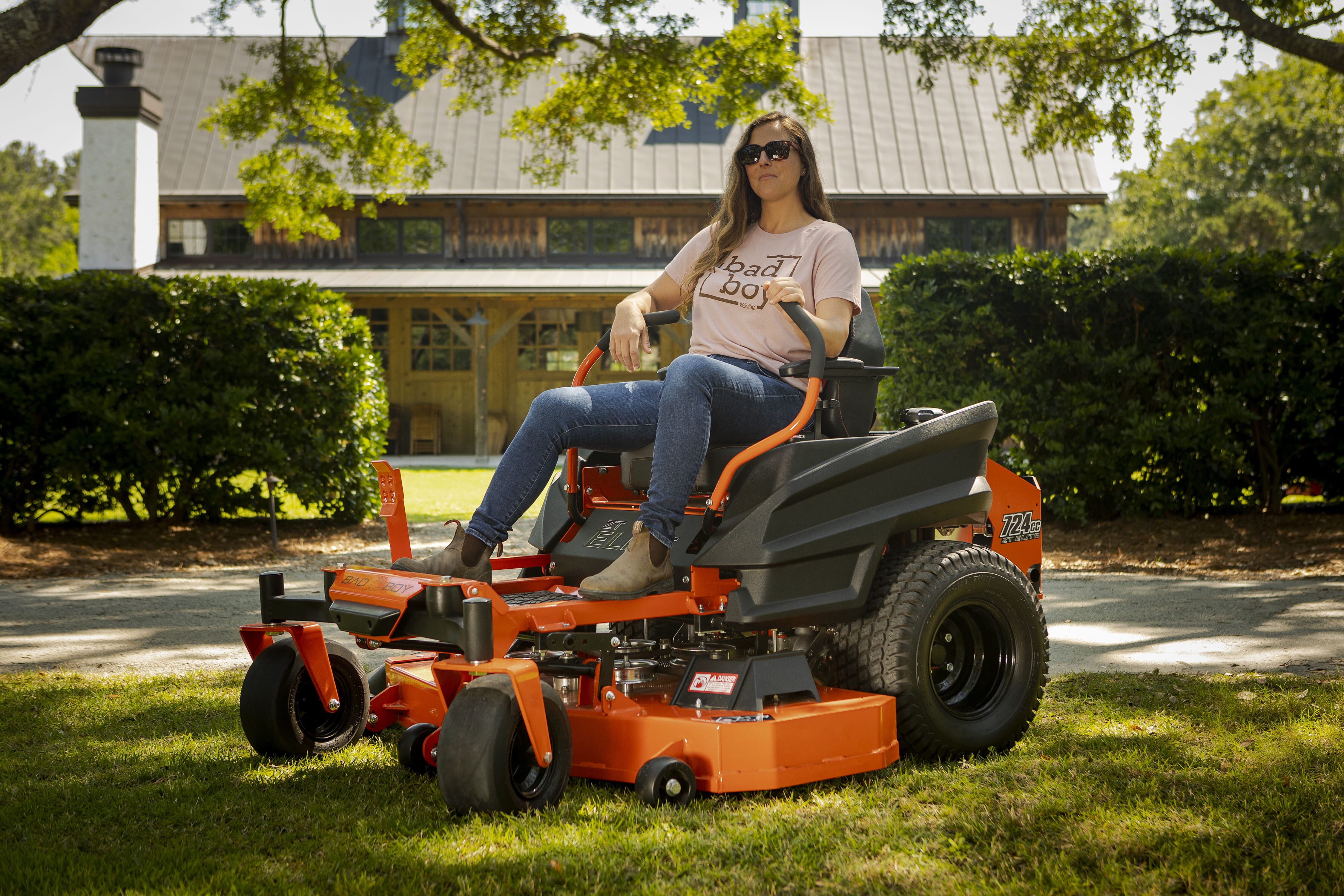 ZT Riding Lawn Mower with 54" Deck Elite 747cc Kohler